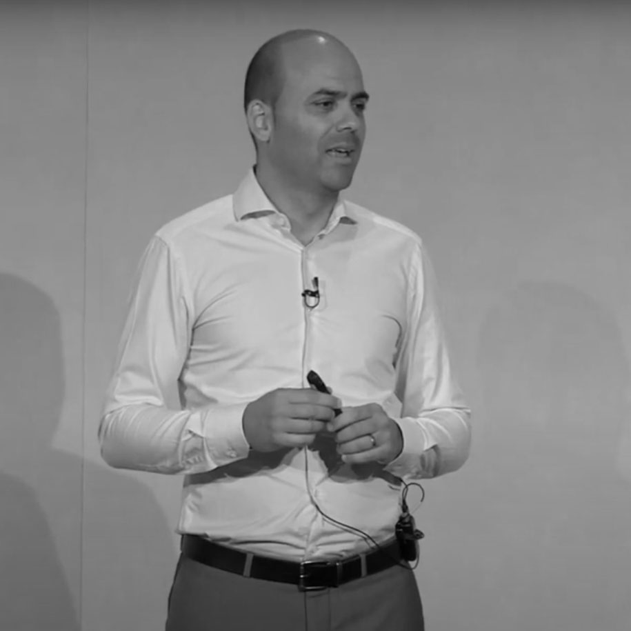 Felipe Manzatucci - Skanska- Real time decision making in construction ...